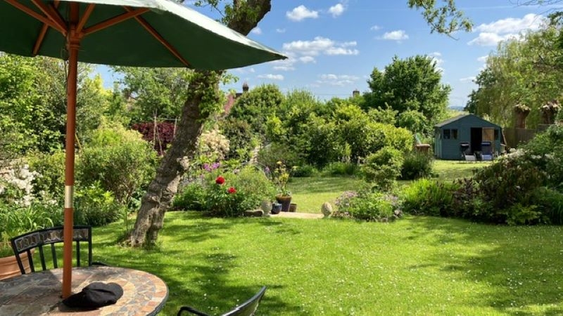 7 The Garth - Oxford | NGS Gardens